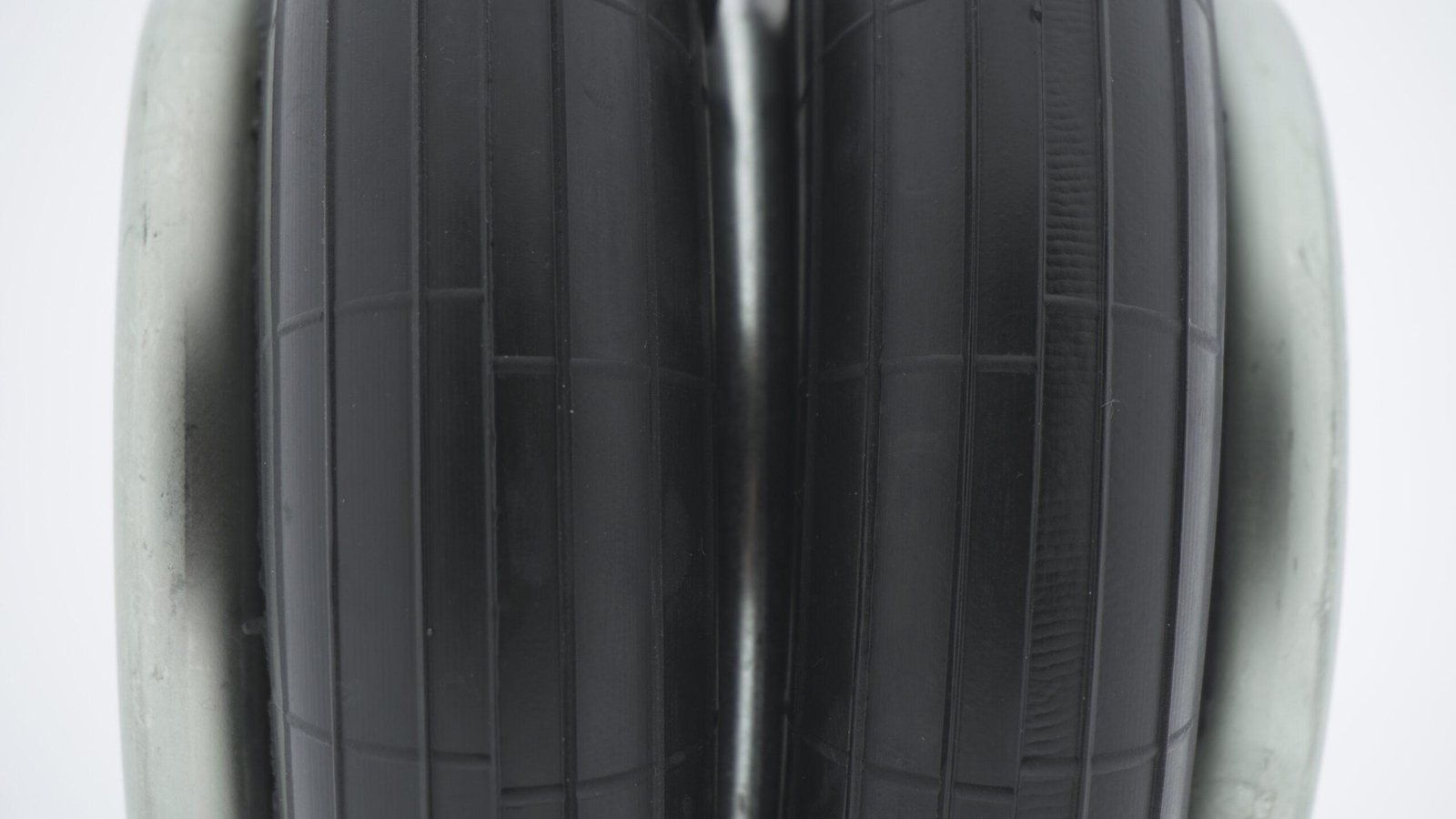 Energy Efficiency of Air Bellows in Pneumatic Systems | Guide - Air Bellows